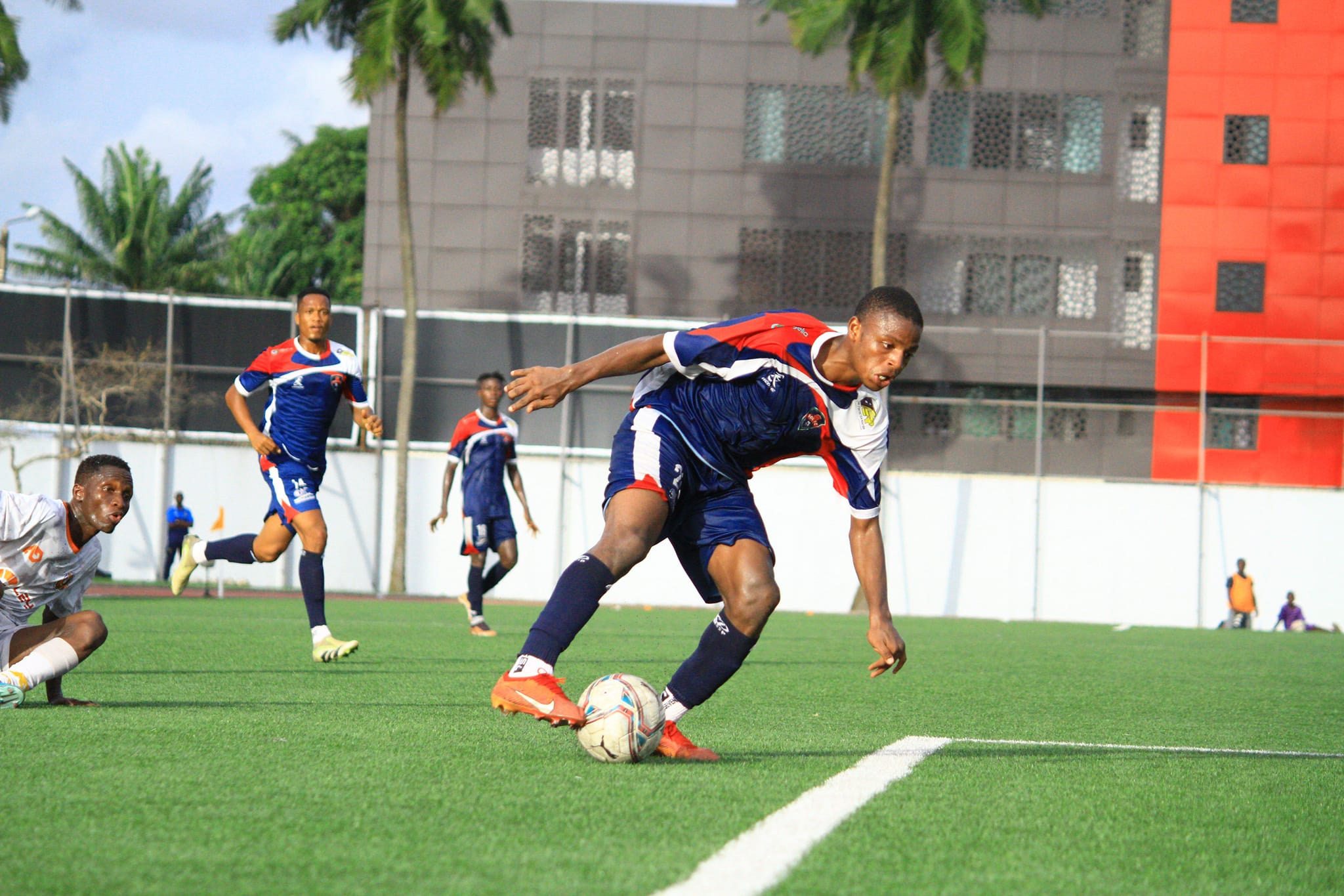 Journée 25 / Mouna FC – SOL FC : Le maintien quasiment assuré pour les ...